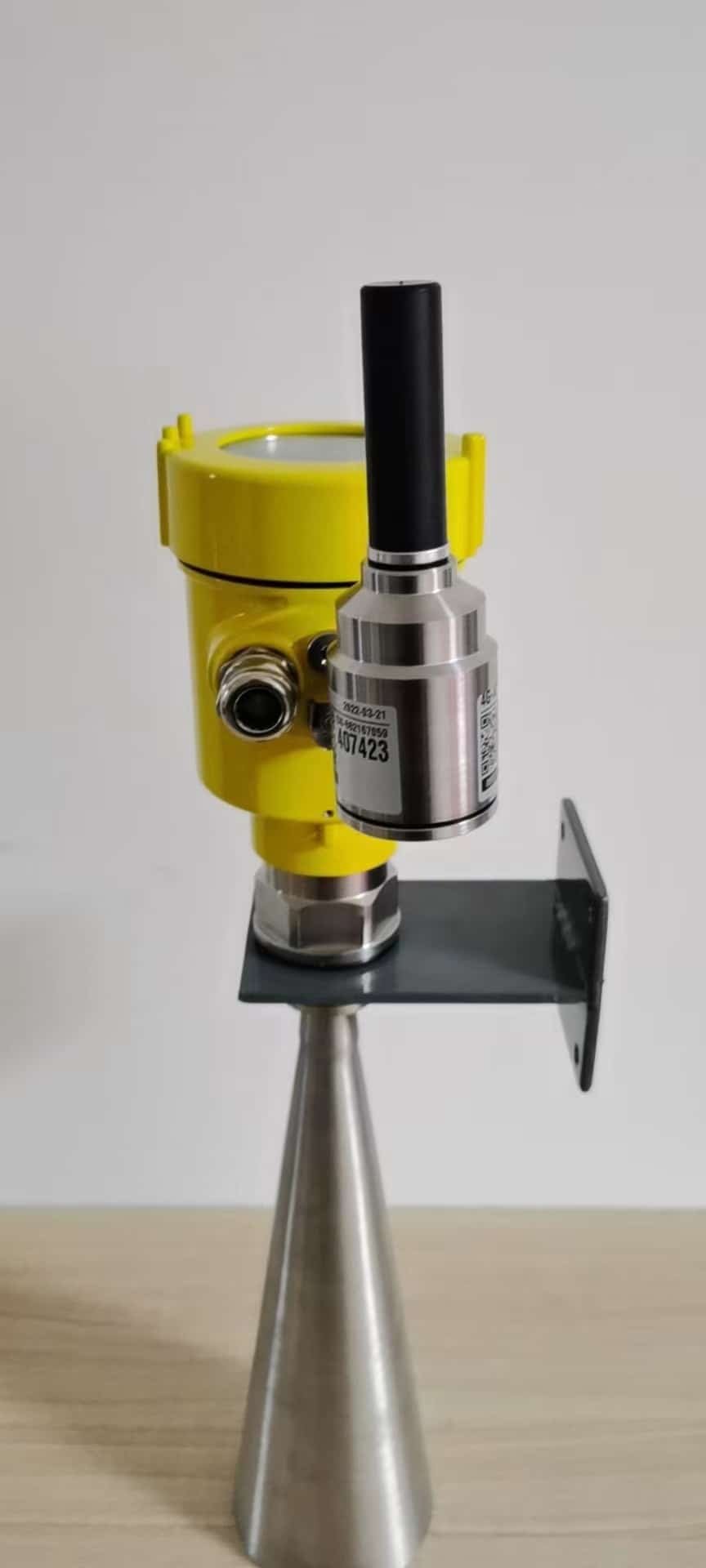 Wireless Level Sensor for Water and Oil - LoRa